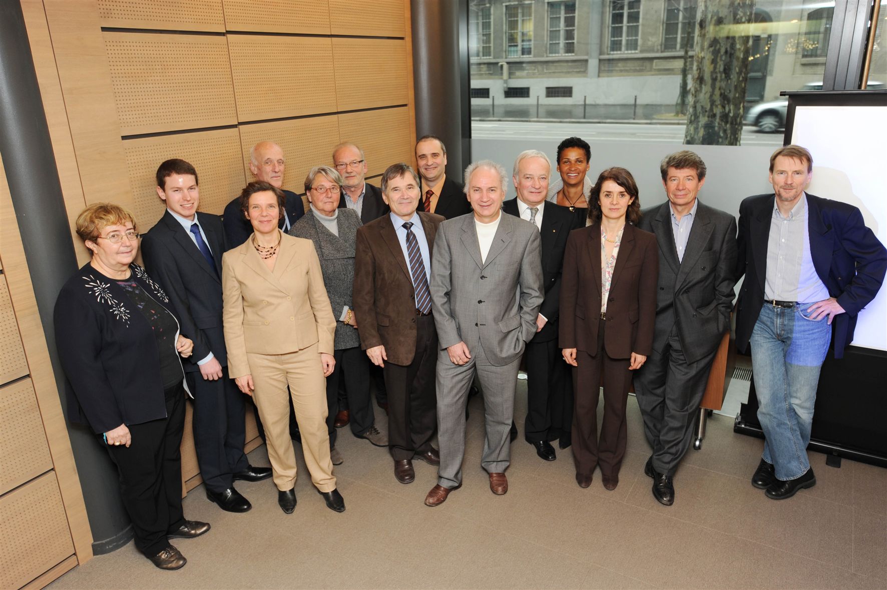 Committee met on January 25, 2012 - Groupe BPCE’s global business lines ...
